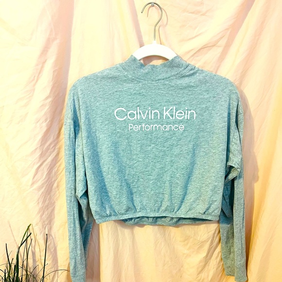 Calvin Klein | Tops | Calvin Klein Workout Crop Top | Poshmark